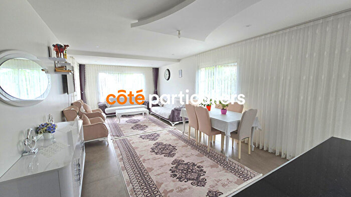 Maison à vendre - Esvres - 6 pièces - 4 chambres