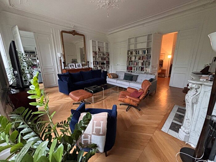Appartement 5 pièces à louer - Saint Vincent de Paul-Lariboisière, Paris 10ème arrondissement