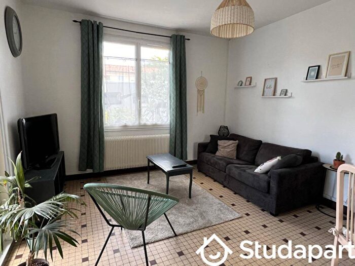 Brivazac-Candau, Pessac : Appartement 1 pièce à louer