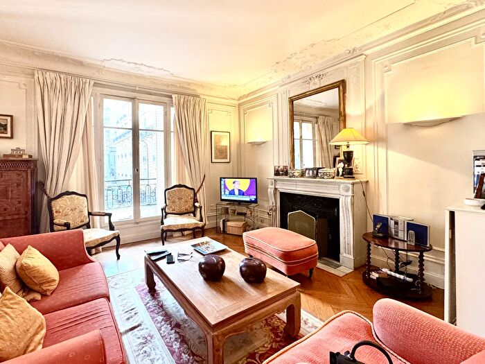 Appartement à vendre - Paris e , Passy, Maison de la Radio, Muette-Sud - 4 pièces - 2 chambres