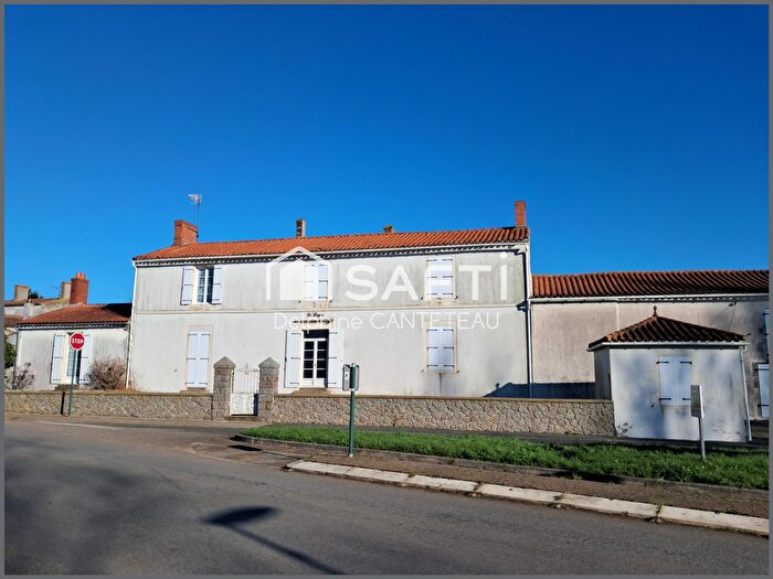 Maison à vendre - Angles - 9 pièces - 6 chambres