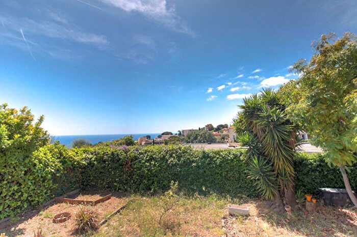 Appartement 2 pièces à vendre - Nice, Caucade