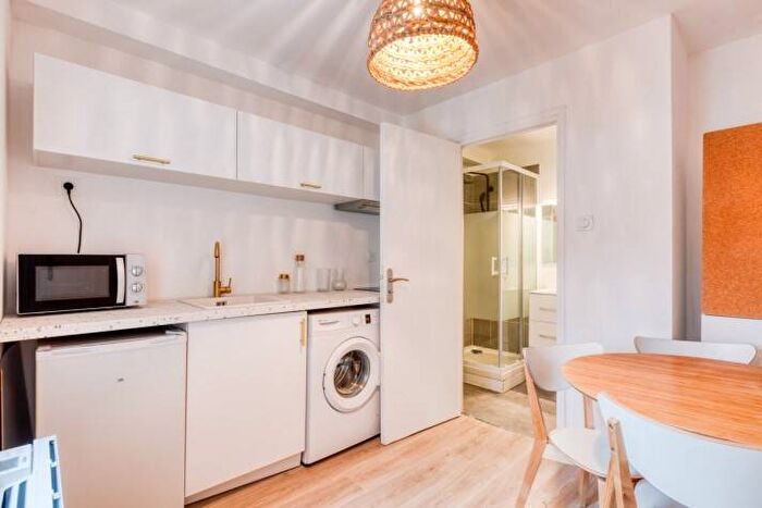 Appartement à louer - Croisette, Faches-Thumesnil - 1 pièce - 1 chambre