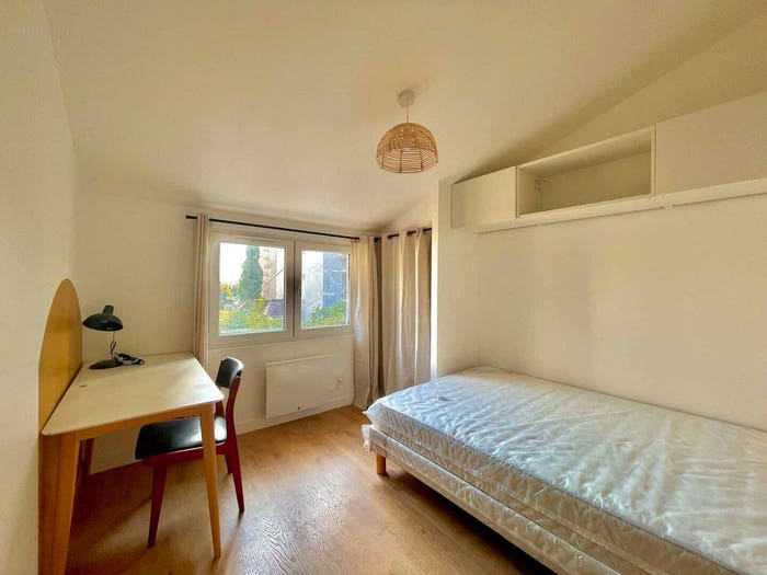 Appartement 1 pièce à louer à Barmonts, Villejuif