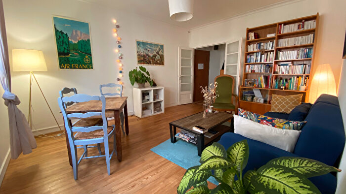 Maisons à vendre et appartements à louer - 1