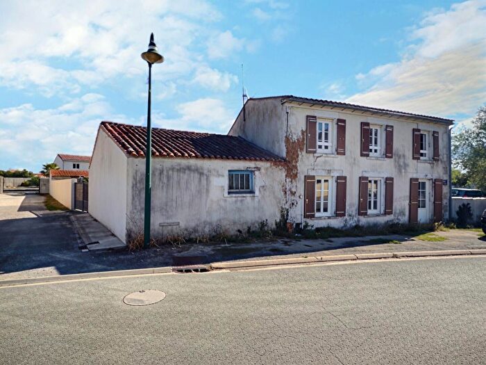 Maison 5 pièces à vendre - Longèves