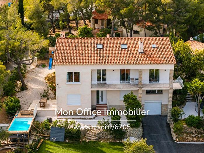 Maison 10 pièces à vendre à Bandol