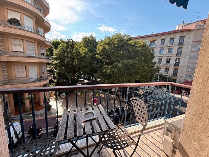 Appartement 2 pièces à louer à Nice, Rimiez
