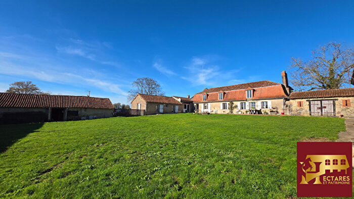 Maison à vendre - Mouterre-sur-Blourde - 7 pièces - 4 chambres