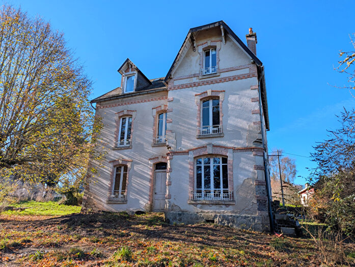 Maison à vendre - Merlines - 5 pièces - 3 chambres