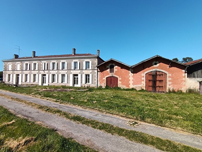 Maison 7 pièces à vendre - Campugnan