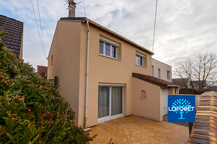 Maison à vendre - Fosses - 4 pièces - 3 chambres