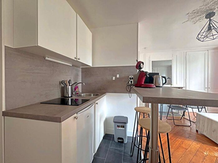 Vieux Marché-Cathédrale, Rouen : Appartement 1 pièce à louer