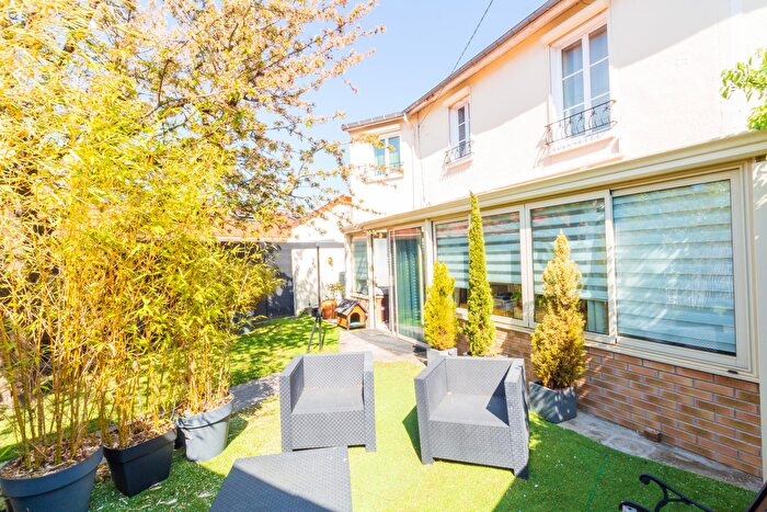 Maison à vendre - Meaux, Saint-Nicolas, Foch - 4 pièces - 3 chambres