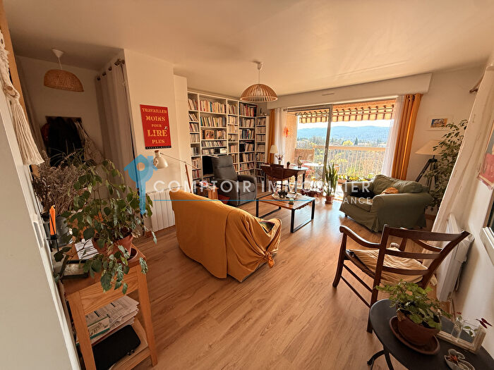 Appartement à vendre - Aubenas, Les Oliviers, Combegayre, Glacière - 3 pièces - 2 chambres
