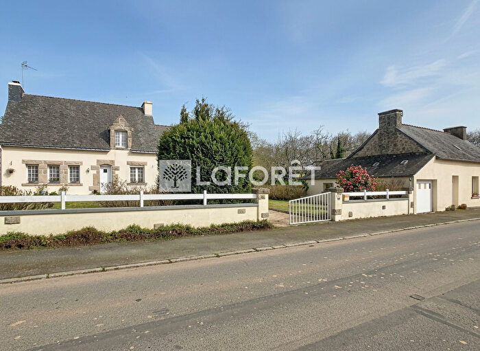 Maison à vendre - Coëtlogon - 7 pièces - 8 chambres