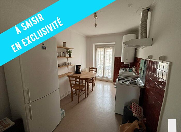 Appartement à vendre - Aubenas, Centre-ville - 3 pièces - 2 chambres