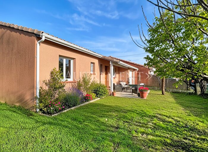 Maison à vendre - Saint-Sulpice-la-Pointe - 4 pièces - 3 chambres