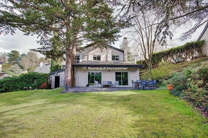 Maison à vendre - La Celle-Saint-Cloud, Le Bourg - 7 pièces - 4 chambres