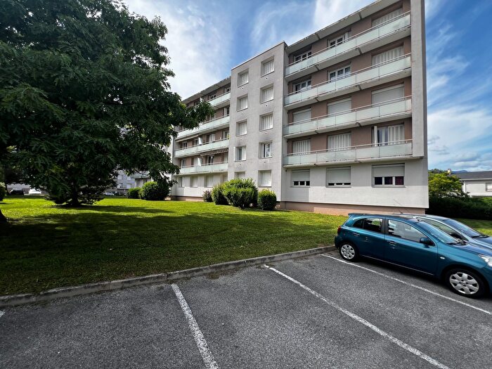 Saint-Martin-d'Hères, Romain Rolland : Appartement 1 pièce à louer