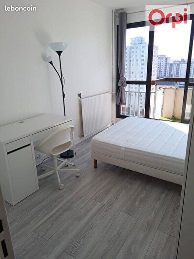 Centre I, Choisy-le-Roi : Appartement 2 pièces à louer