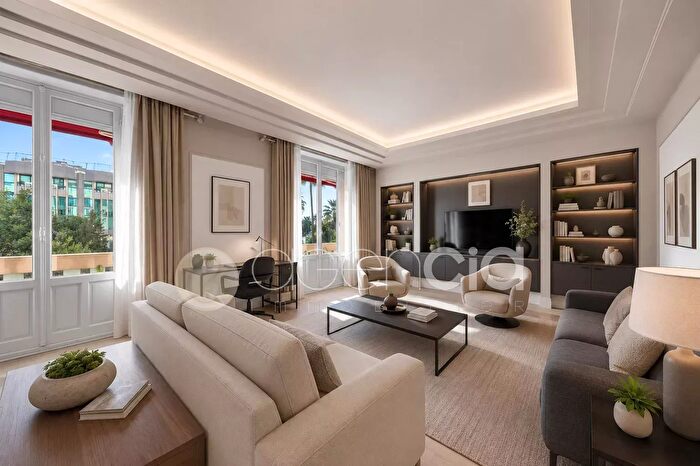 Appartement 4 pièces à vendre à Cannes, Centre-ville