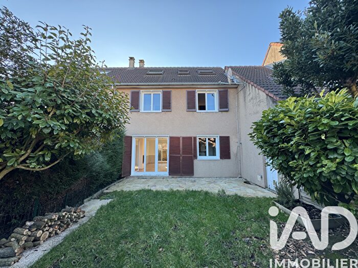 Maison à vendre - Fontenay-le-Fleury, Vieux village - 9 pièces - 6 chambres