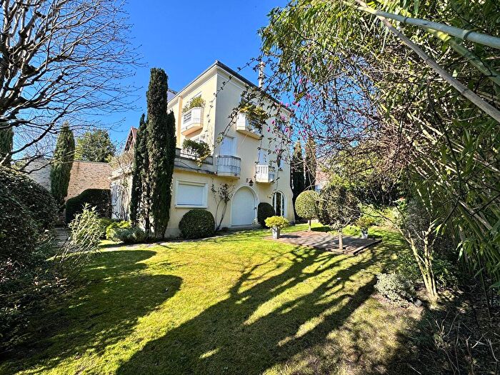 Maison à louer - Brancas-Fontenelles-Beauregard, Sèvres - 7 pièces - 5 chambres
