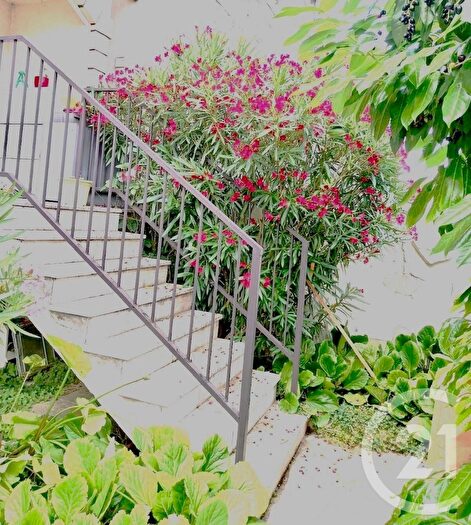 Maison à vendre - Le Blanc-Mesnil, Centre Coudray - 5 pièces - 3 chambres