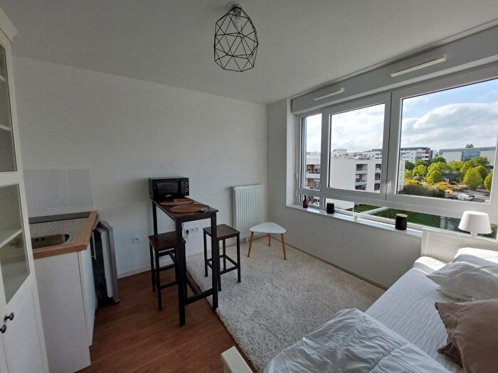 Appartement à louer - Quartiers Nord-Ouest, Beauregard, La Lande du Breil - 1 pièce