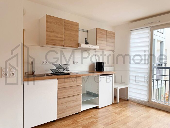 Appartement à louer - Hôtel de Ville-Bel Air, Franconville - 1 pièce