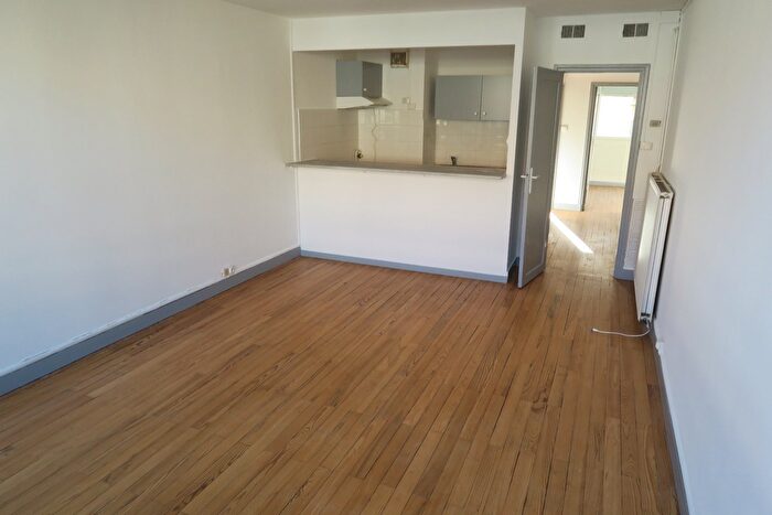 Béziers, Champ de Mars : Appartement 3 pièces à vendre