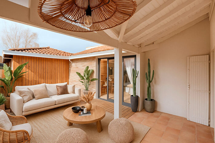 Maison à vendre - La Teste-de-Buch, Centre-ville - 8 pièces - 5 chambres