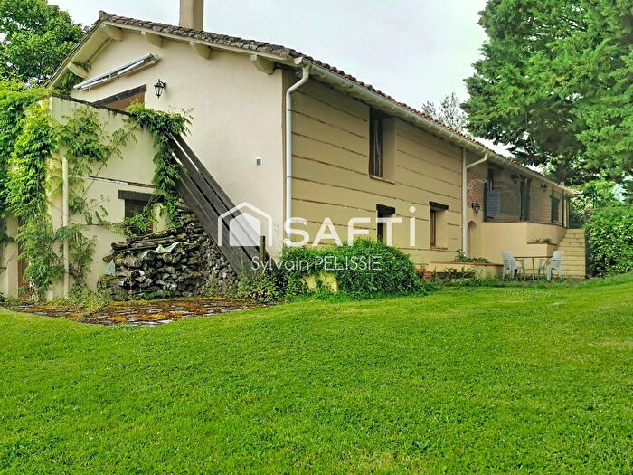 Lafrançaise : Maison 8 pièces à vendre