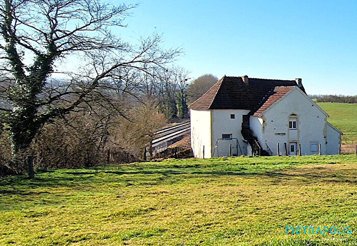 Maison à vendre - Essertenne - 6 pièces - 3 chambres