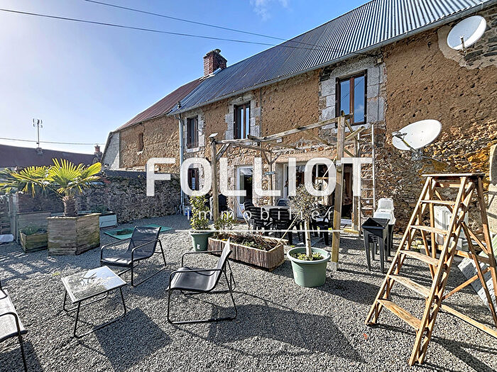 Maison à louer - Saint-Aubin-du-Perron - 3 pièces - 2 chambres