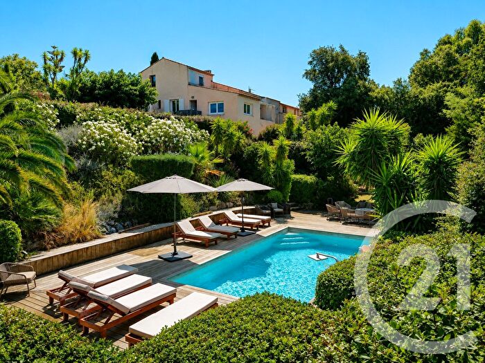 Cogolin, Radasse, Faucon : Maison 6 pièces à vendre