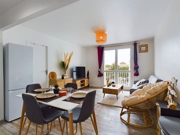 Appartement à louer - Sablon, Metz - 5 pièces - 1 chambre