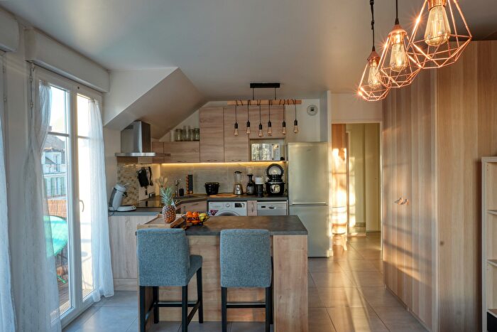 Ozoir-la-Ferrière, Vieux village, Armainvilliers, Notre Dame : Appartement 3 pièces à vendre