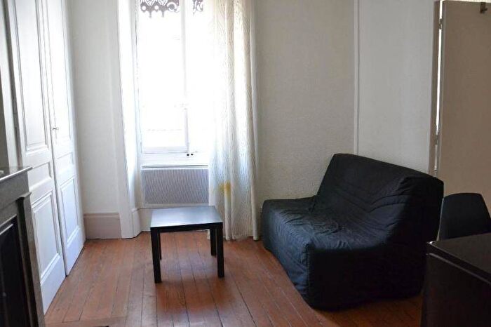 Appartement à louer - Brotteaux, Lyon ème arrondissement - 2 pièces - 1 chambre