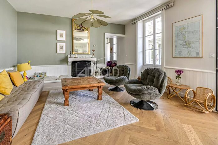 Maison à louer - Nantes, Longchamp, Rond-Point de Rennes, Perverie, Américains - 10 pièces - 7 chambres