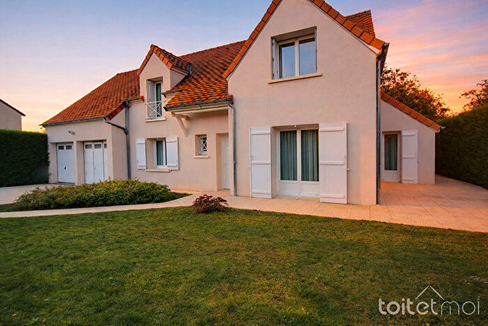 Maison à vendre - Magny-les-Hameaux - 7 pièces - 4 chambres