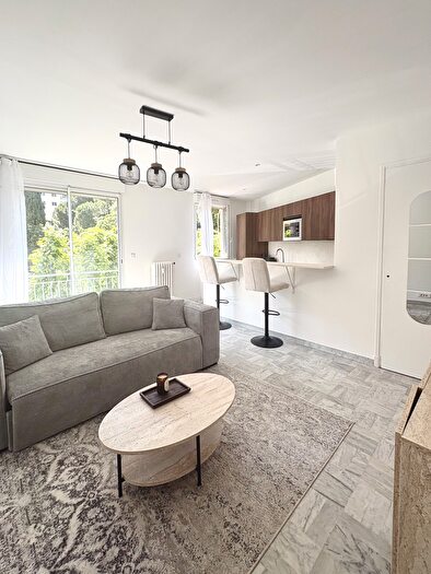 Nice, Saint-Sylvestre : Appartement 1 pièce à louer