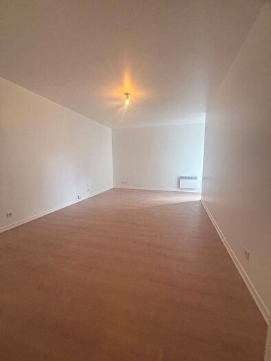 Appartement à louer - Danube-Porte des Lilas, Paris ème arrondissement - 1 pièce