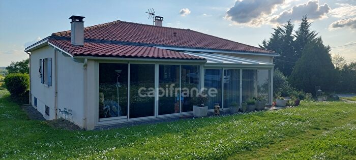 Maison à vendre - Fontenay-le-Comte, Chamiraud, Grissais, Le Gros Noyer - 6 pièces - 4 chambres