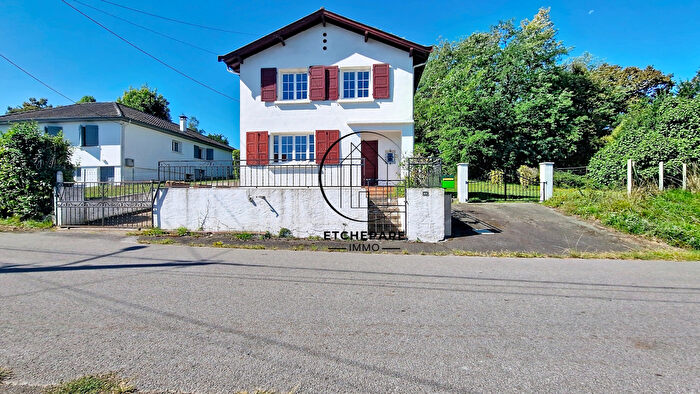 Viodos-Abense-de-Bas : Maison 6 pièces à vendre