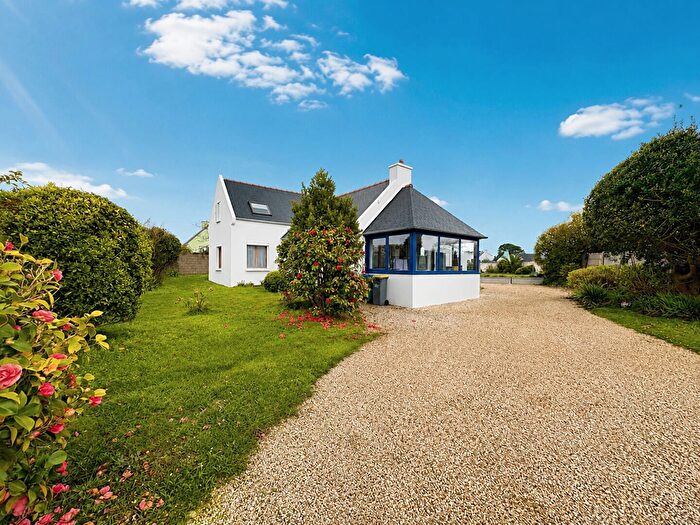 Maison 5 pièces à vendre à Ploudalmézeau