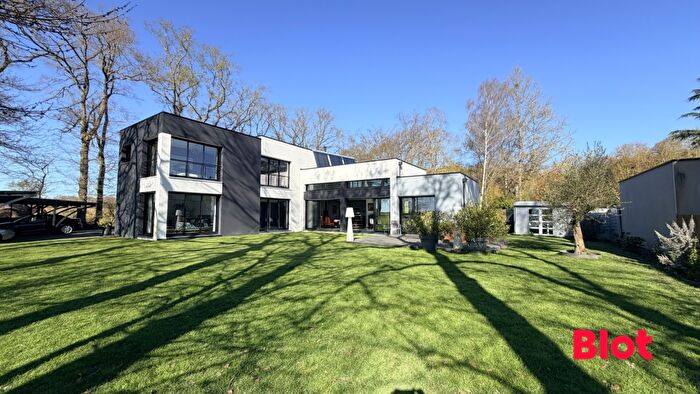 Maison à vendre - Chavagne - 7 pièces - 4 chambres