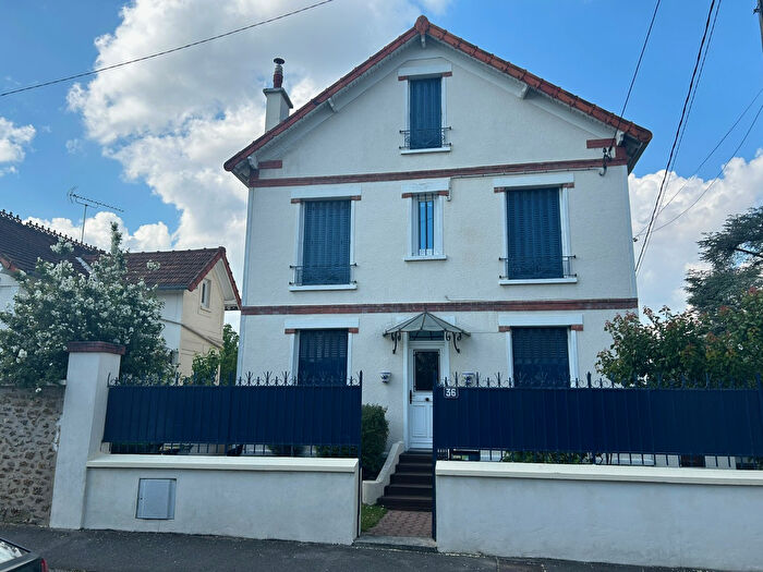 Maison à vendre - Arpajon - 8 pièces - 4 chambres