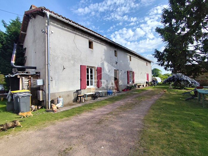 Maison à vendre - Availles-Limouzine - 5 pièces - 3 chambres
